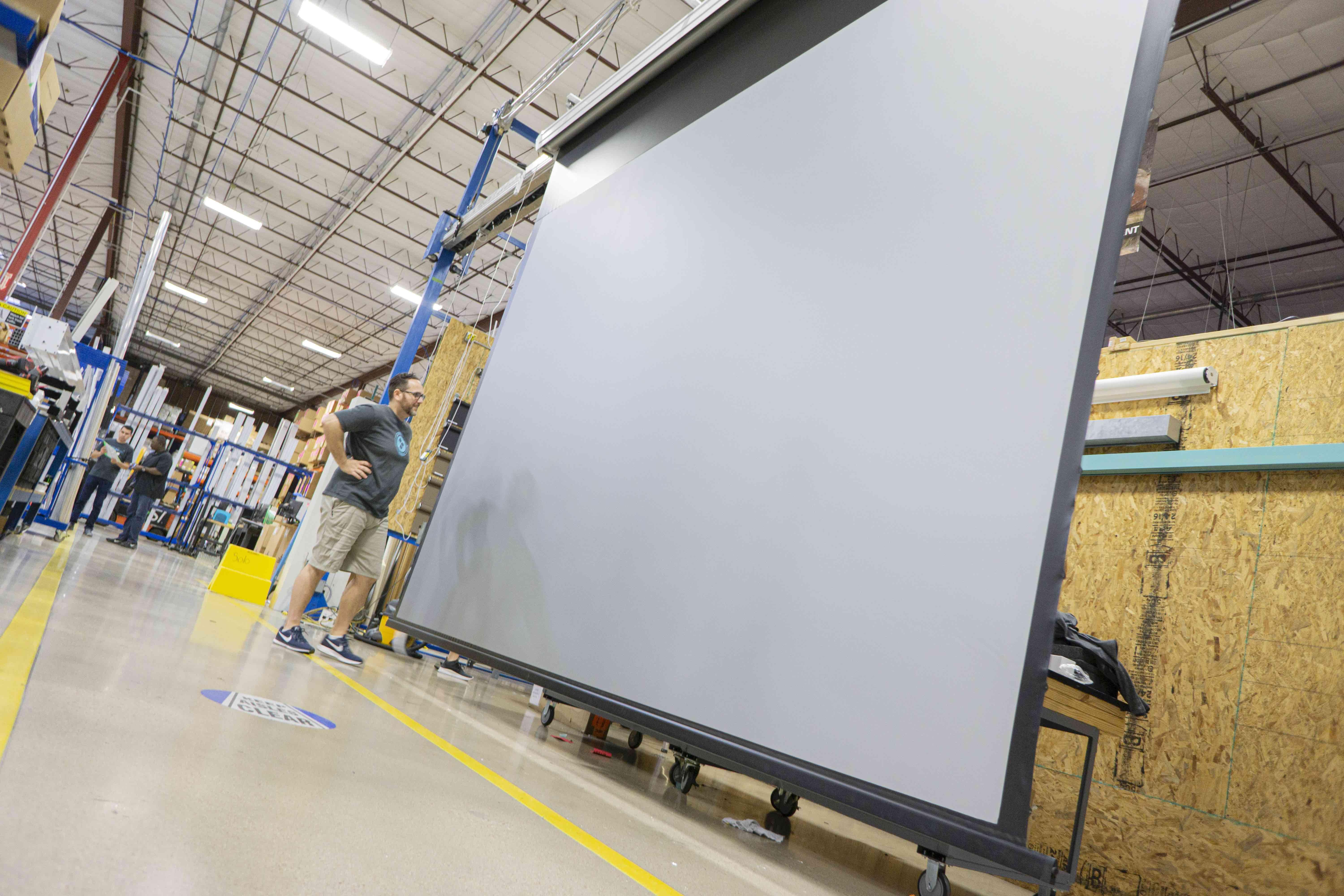 Screen Innovations expands motorized screens line • Home Theater Forum